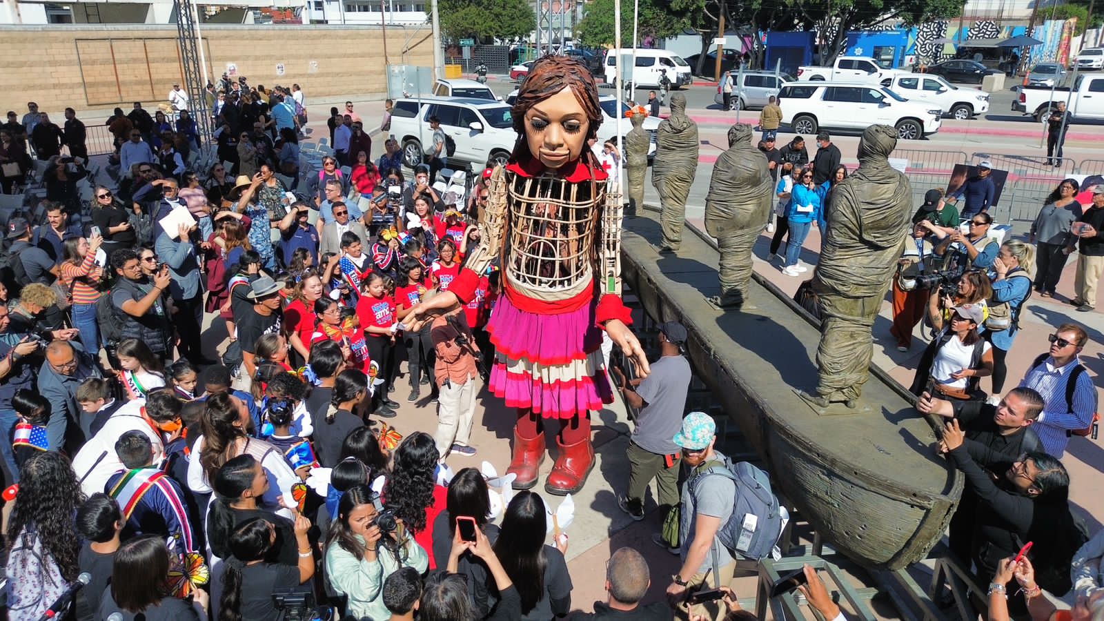 Amal llega a la frontera de Tijuana - Yolanda Caballero